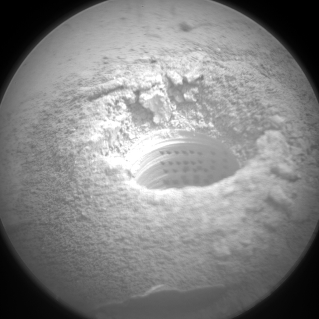 Curiosity Mars Rover: Monitoring Growing Dust Storm