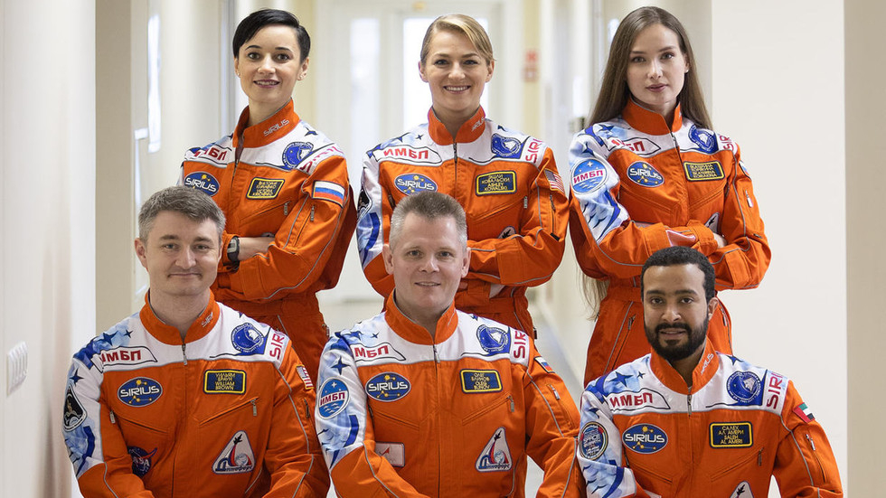 International Space Crew Enters 240-day Isolation Experiment