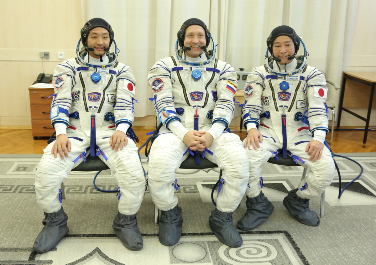 Videos: Space Tourists Train for ISS Trek