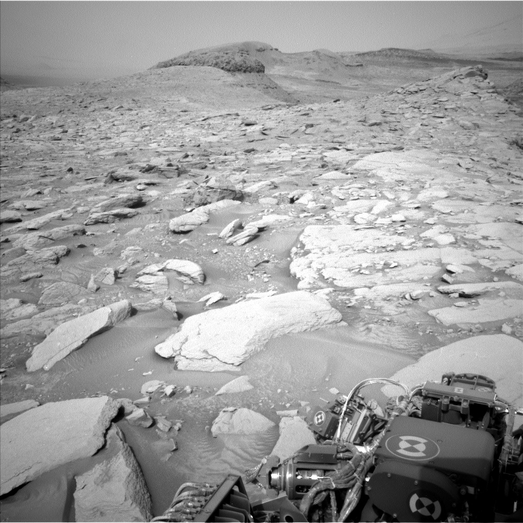 Curiosity Mars Rover: On a Roll for Scenery and Science