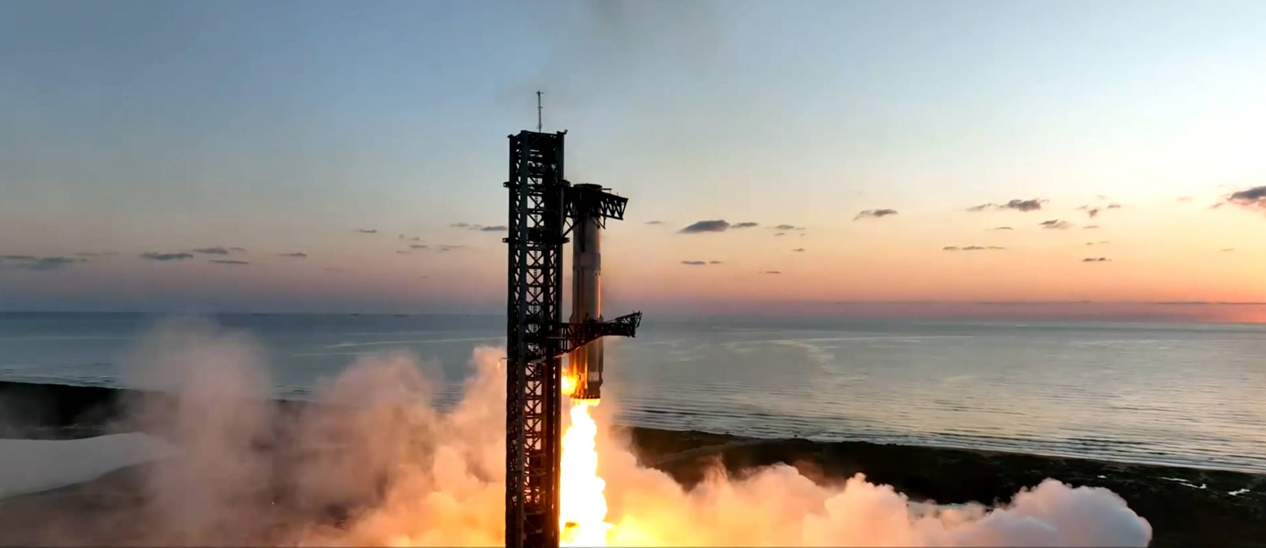 SpaceX Starship Test Flight 5 Chalks Up Achievements