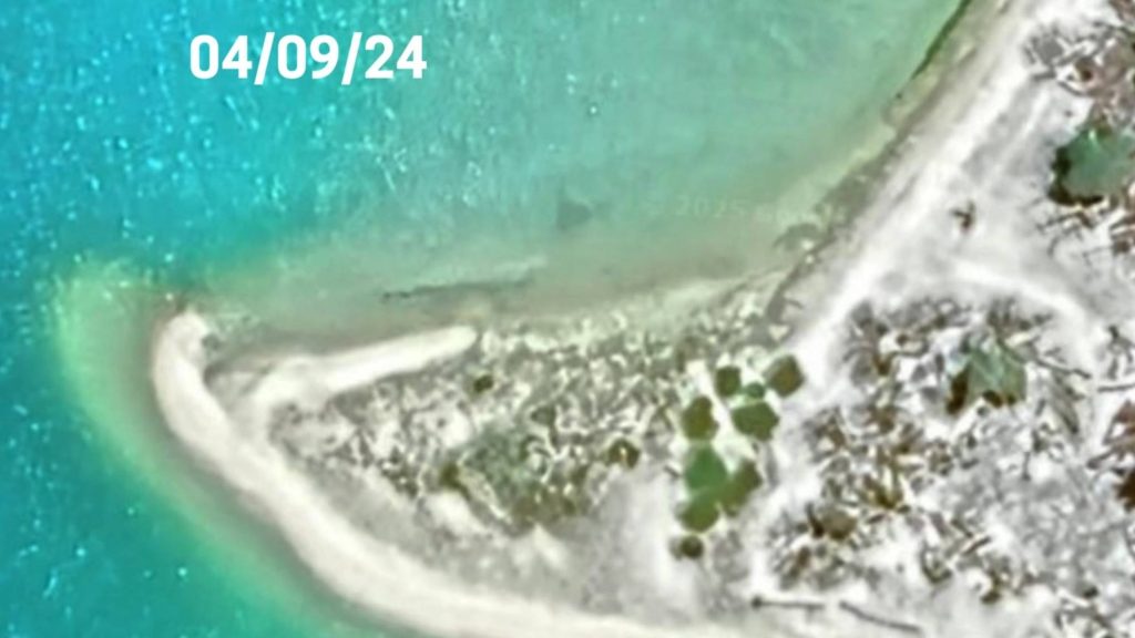 Amelia Earhart Aircraft Expedition: Satellite Photos Spot Long-lost Wreckage?